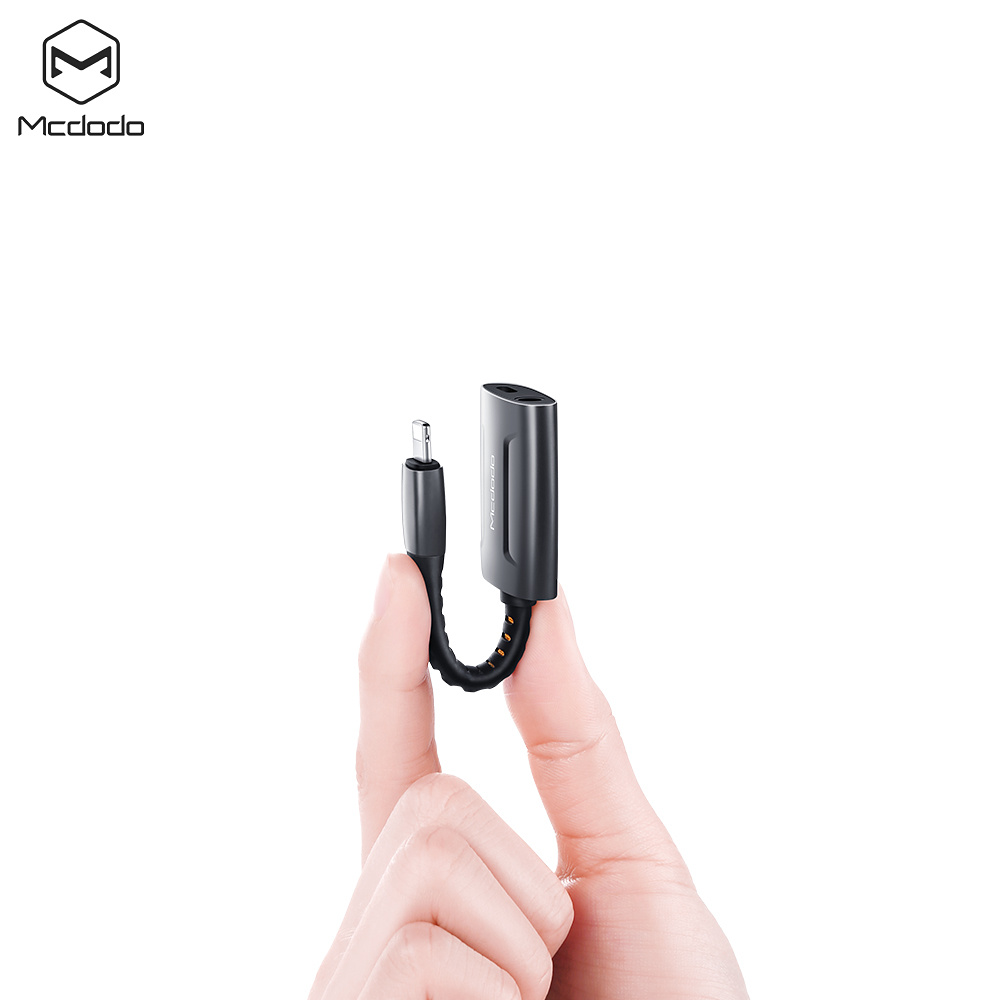 McDodo CA-6340 Lightning till Lightning+3.5mm AUX, 2.4A, grå